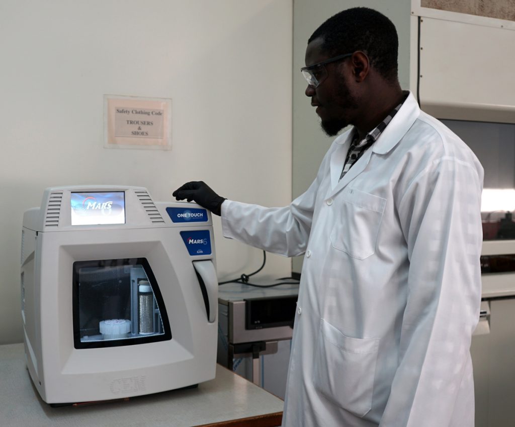 Research & Teaching Laboratories – CPG