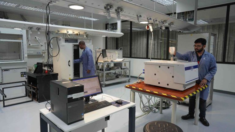 Research & Teaching Laboratories – CPG